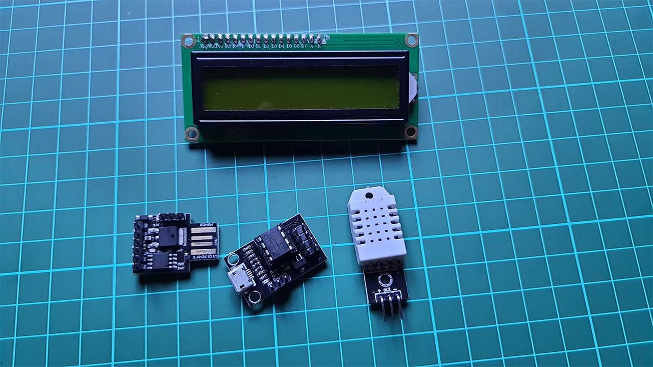 Mini Weather Station using DHT22 & AtTiny85 - IoT Projects Ideas